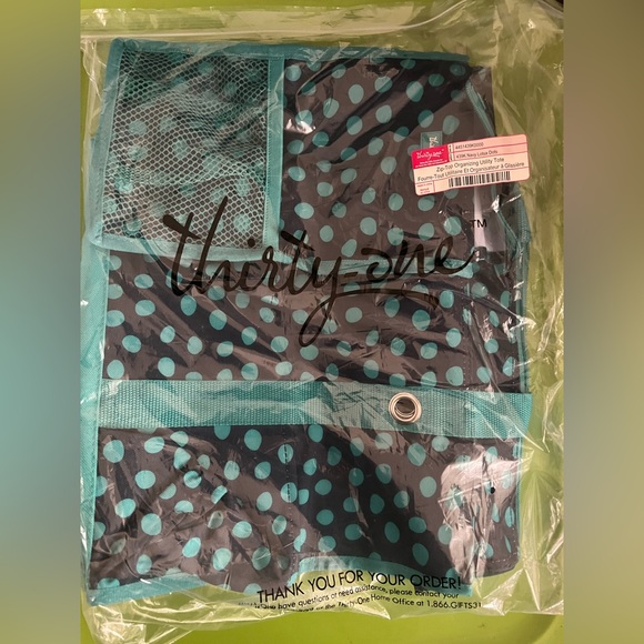thirty-one | Bags | Thirty One Zip Top Organizing Utility Tote 439k ...